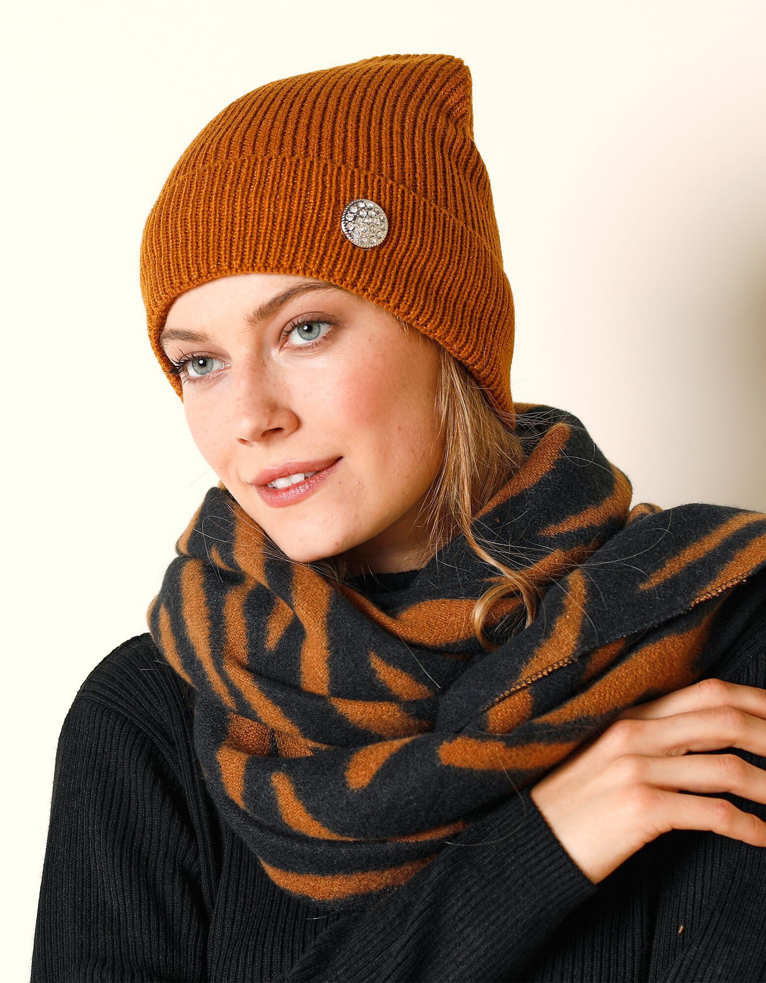Bonnet bouton bijou, caramel | Blancheporte