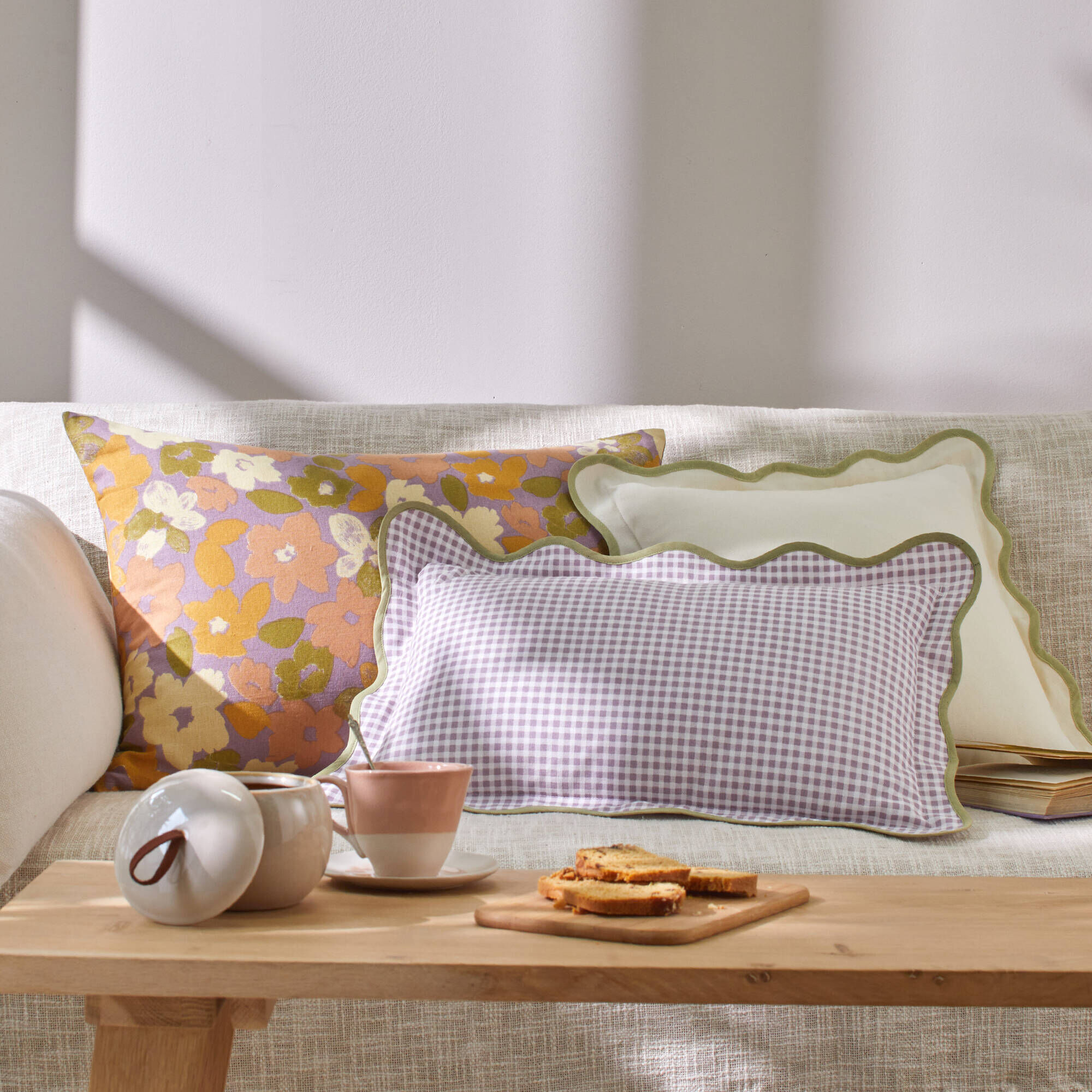 Coussin vichy feston contrastant, parme | Blancheporte