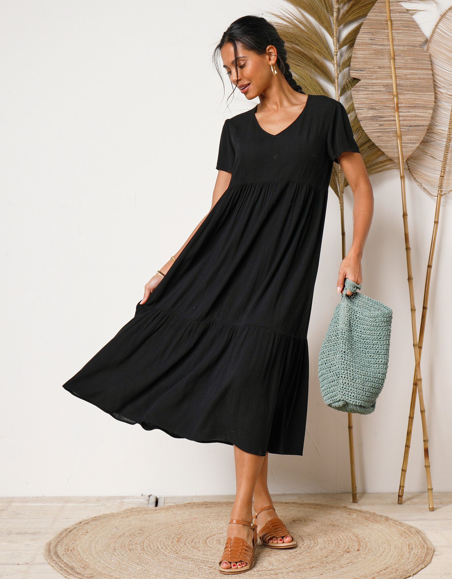 Robe col V longue unie, crépon, noir | Blancheporte